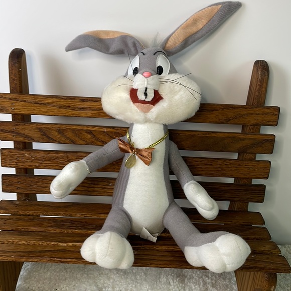 Warner Bros. | Toys | Looney Tunes Ace Bugs Bunny Plush Posable Ears ...